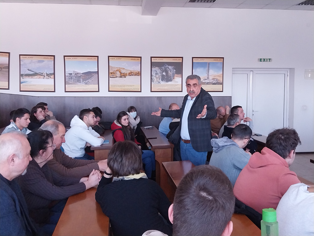 Бизнесът разказва от първо лице представя проф д р инж Илия Гърков